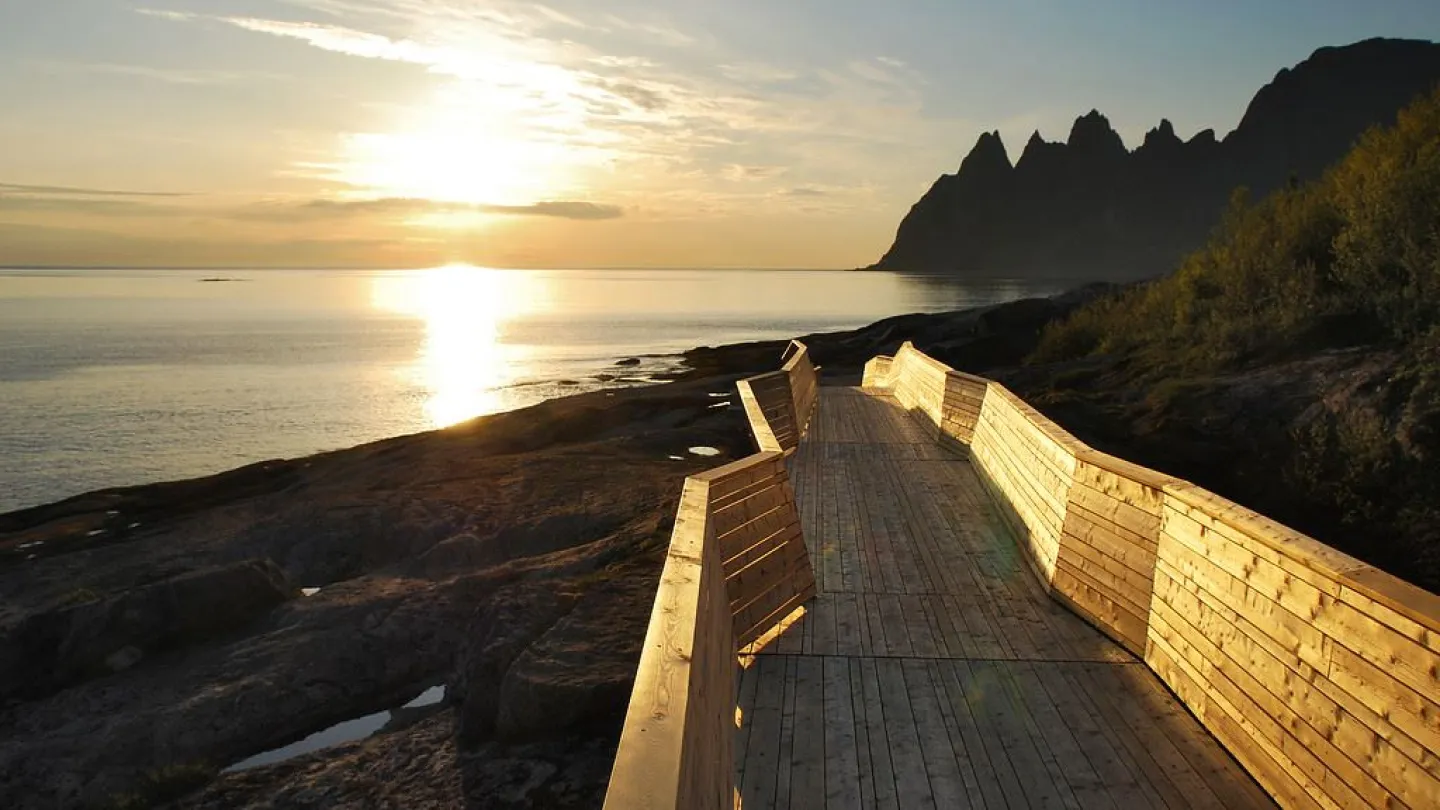 Senja National Tourist Route | Visit Tromso | Norway